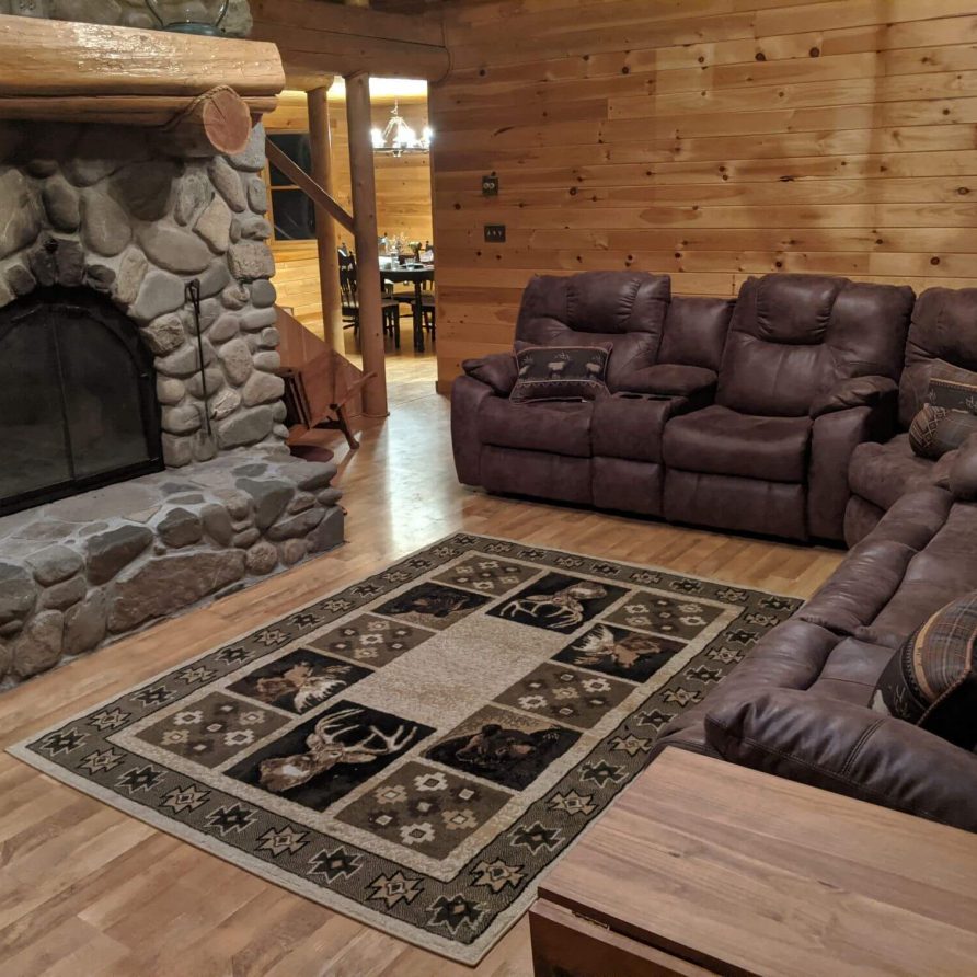 Rustic Retreat Lodge - Rooms & Suites